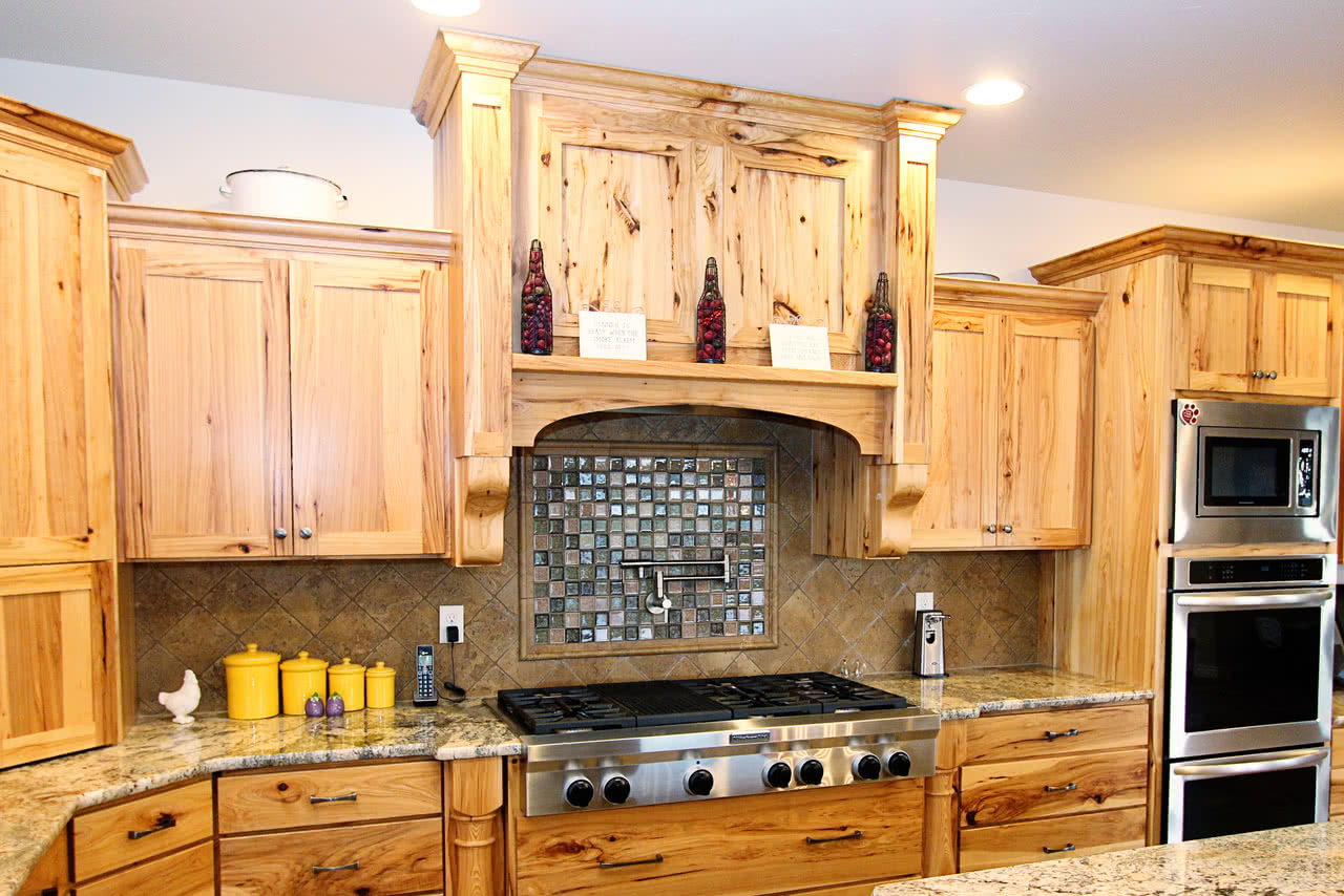 Custom stove hoods create an amazing focal point in your kitchen ...